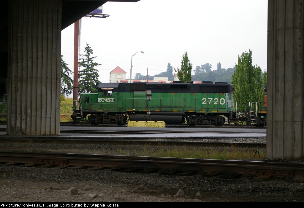 BNSF 2720
